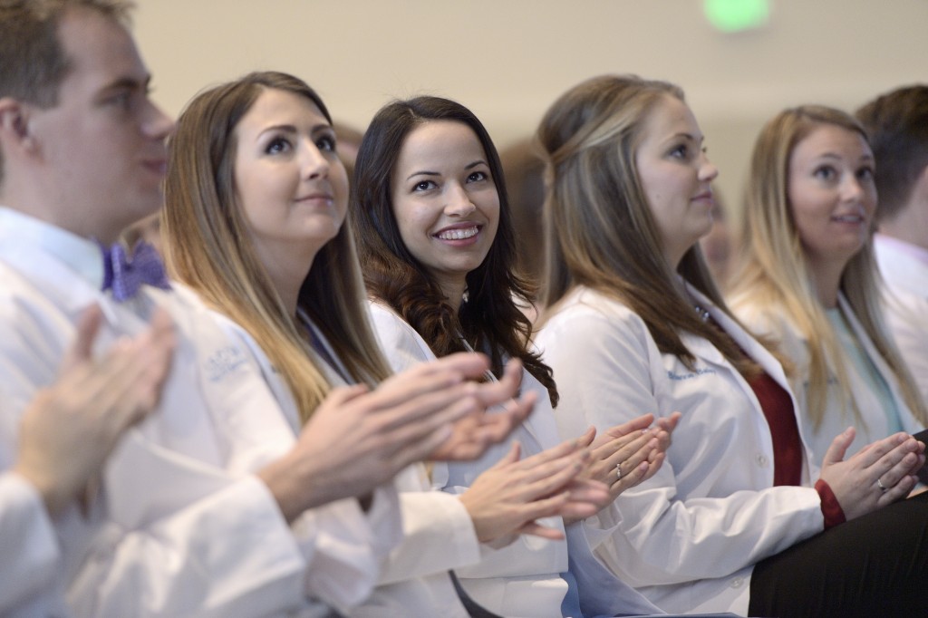 LECOM Bradenton Students Receive White Coats at Annual Ceremonies ...
